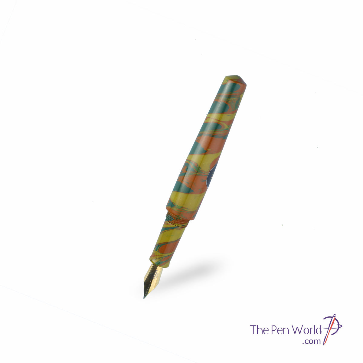 Elica Peak Fountain Pen - Khakhi - Clipless – The Pen World